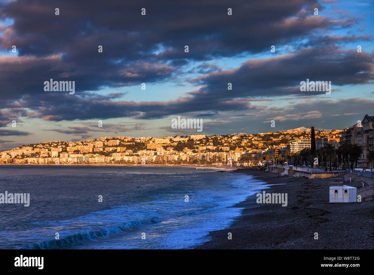 French riviera beach hi-res stock photography and images - Alamy