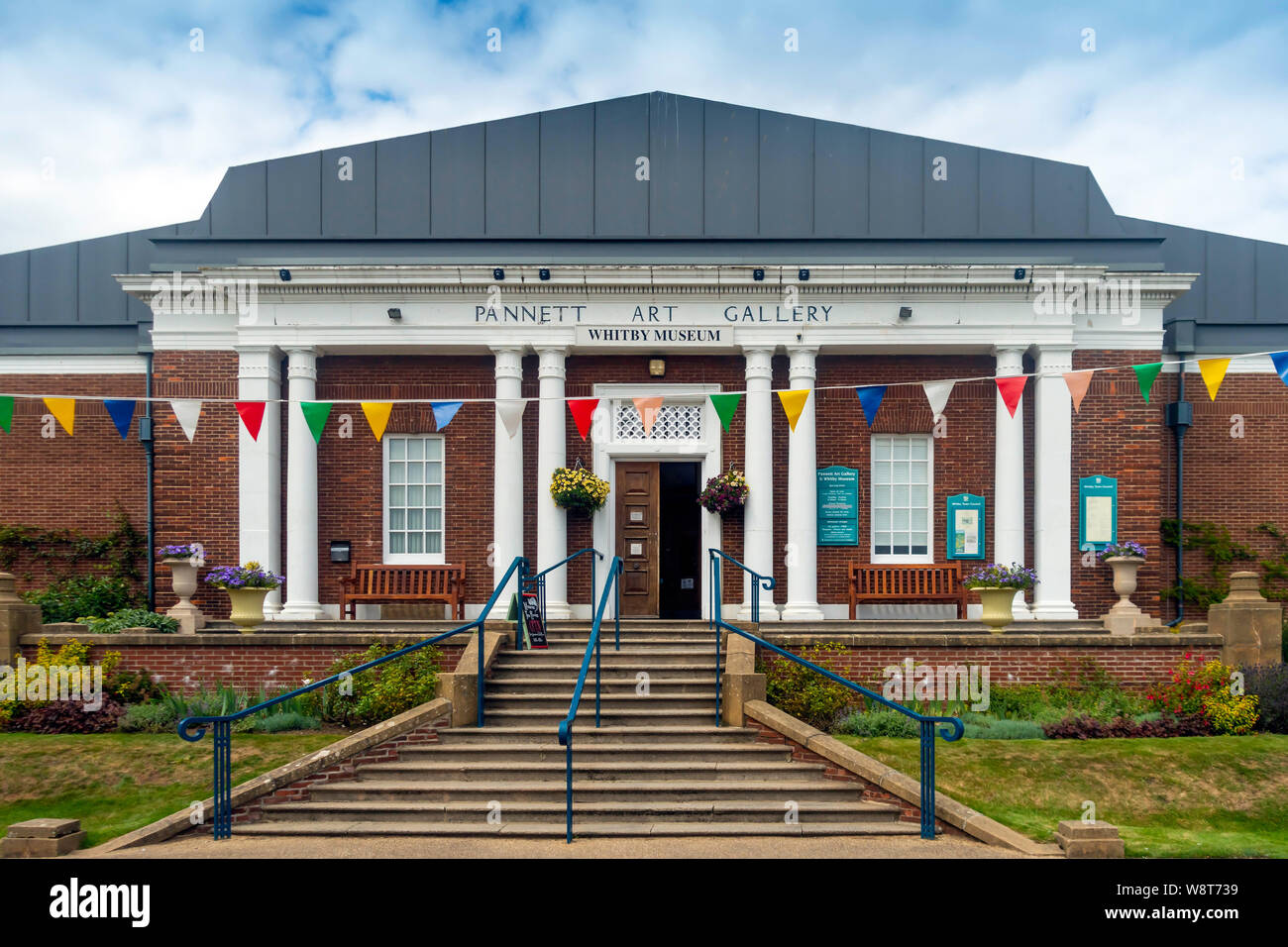 Whitby museum and Pannett Art Gallery in Pannett park Whitby North ...