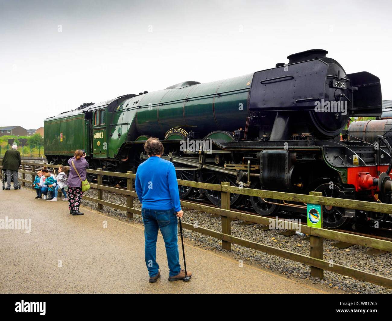 Visitors viewing Ex-LNER steam locomotive engine 60103 Flying Scotsman ...