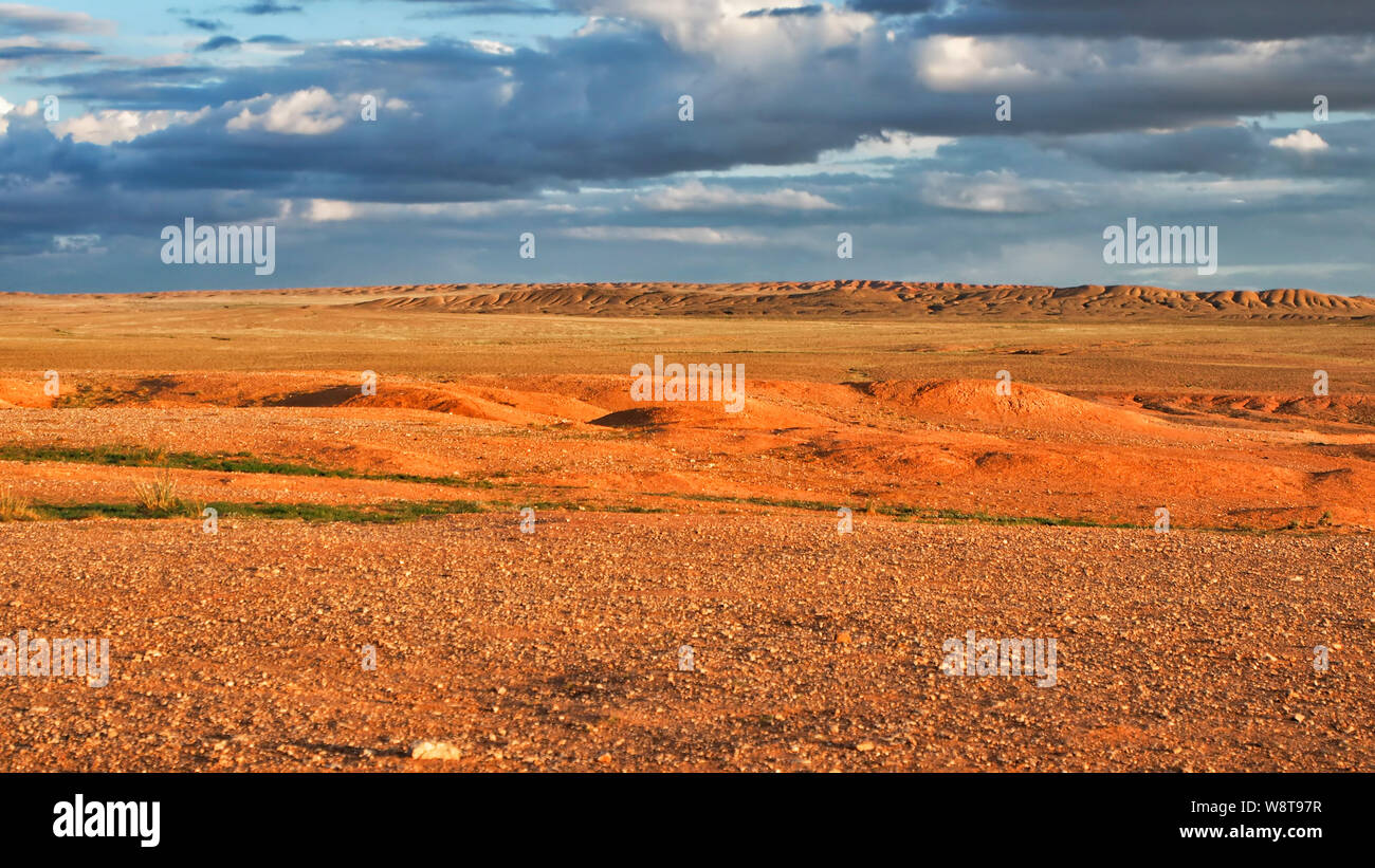 Gobi Desert Landscape, Mongolia Stock Photo - Alamy