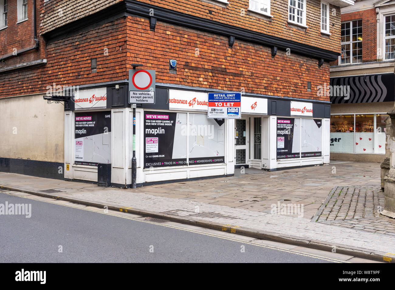 Vacant commercial building hi-res stock photography and images - Alamy