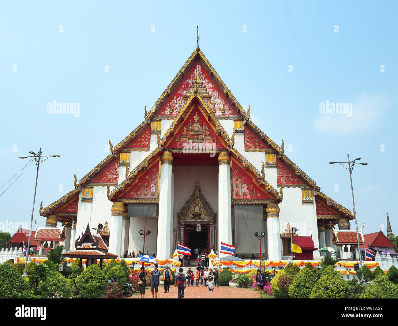Mongkhon bophit hi-res stock photography and images - Alamy
