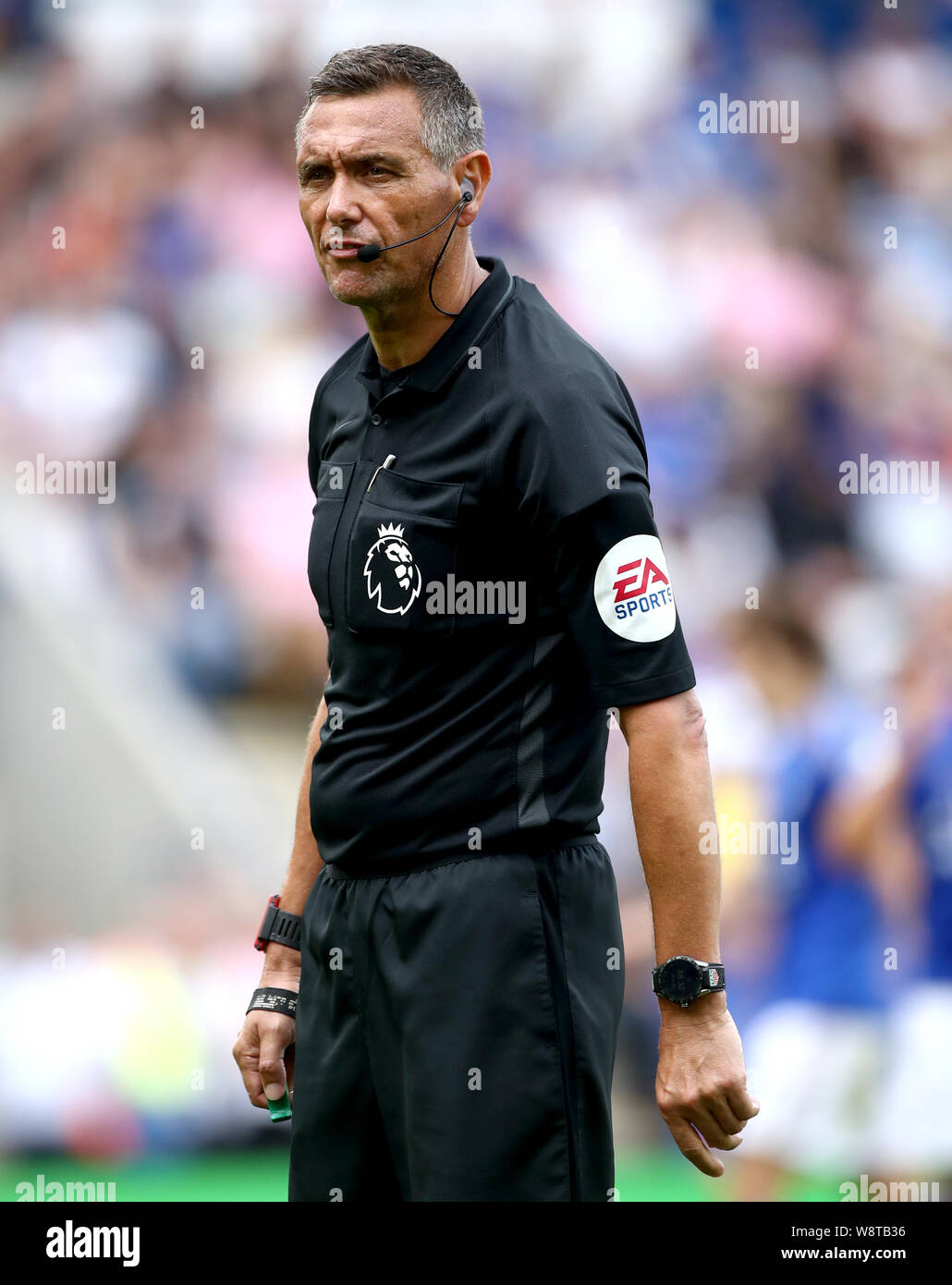 Referee Andre Marriner during the Premier League match at the King ...
