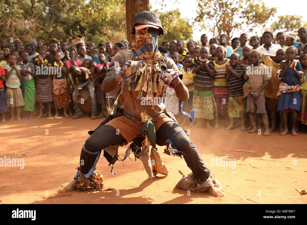 Bantu tribe hi-res stock photography and images - Alamy