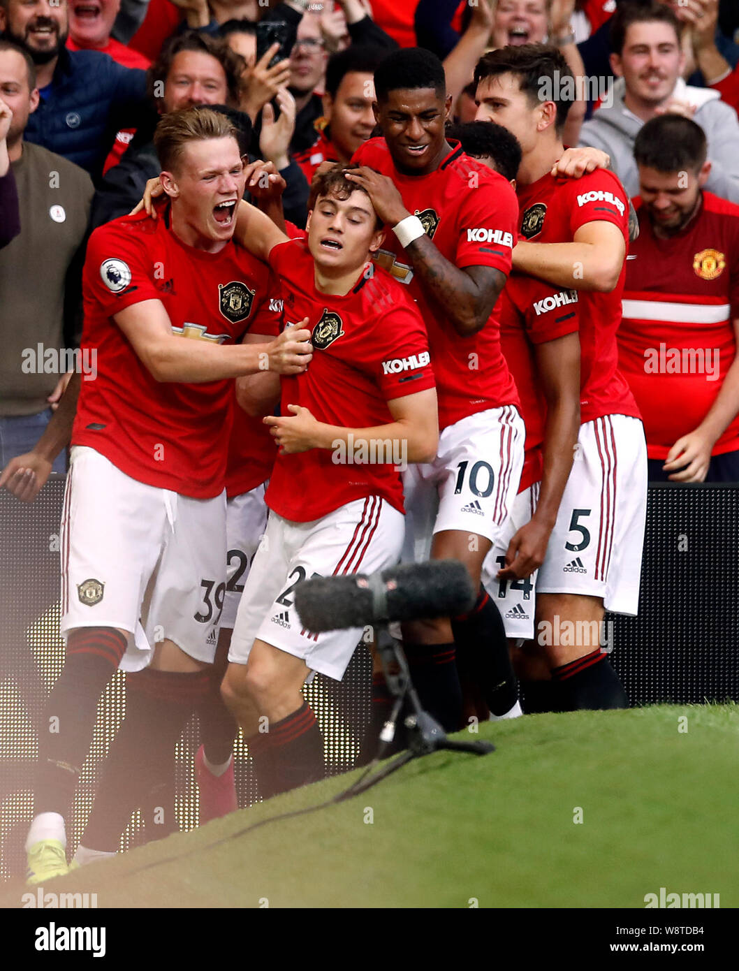 Manchester United's Daniel James celebrates scoring his side's fourth ...