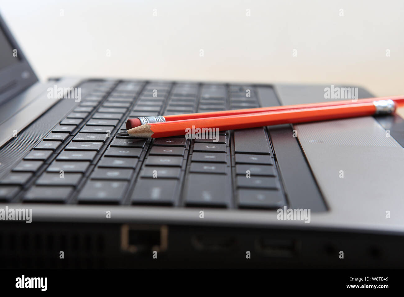 Keyboard education hi-res stock photography and images - Alamy