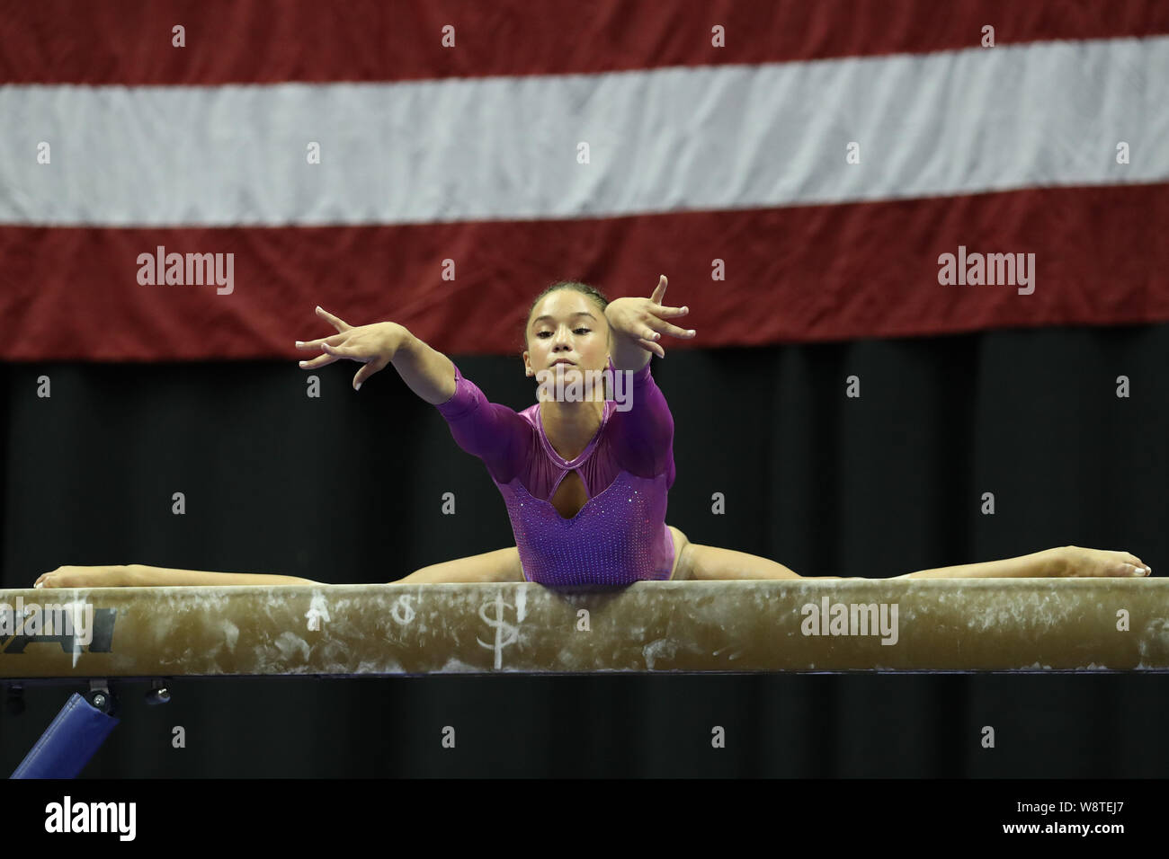 Ariel gymnastics hi-res stock photography and images - Alamy