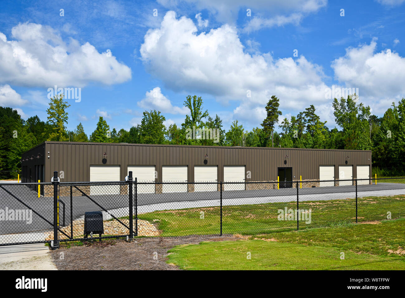 Gated storage hi-res stock photography and images - Alamy