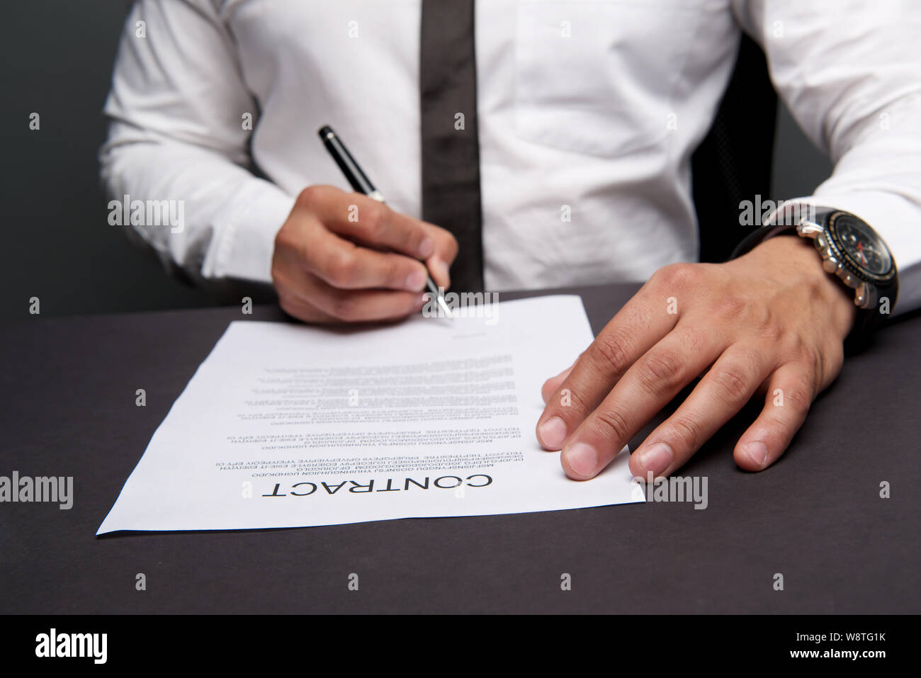 Authority signing agreement document decisions hi-res stock photography ...