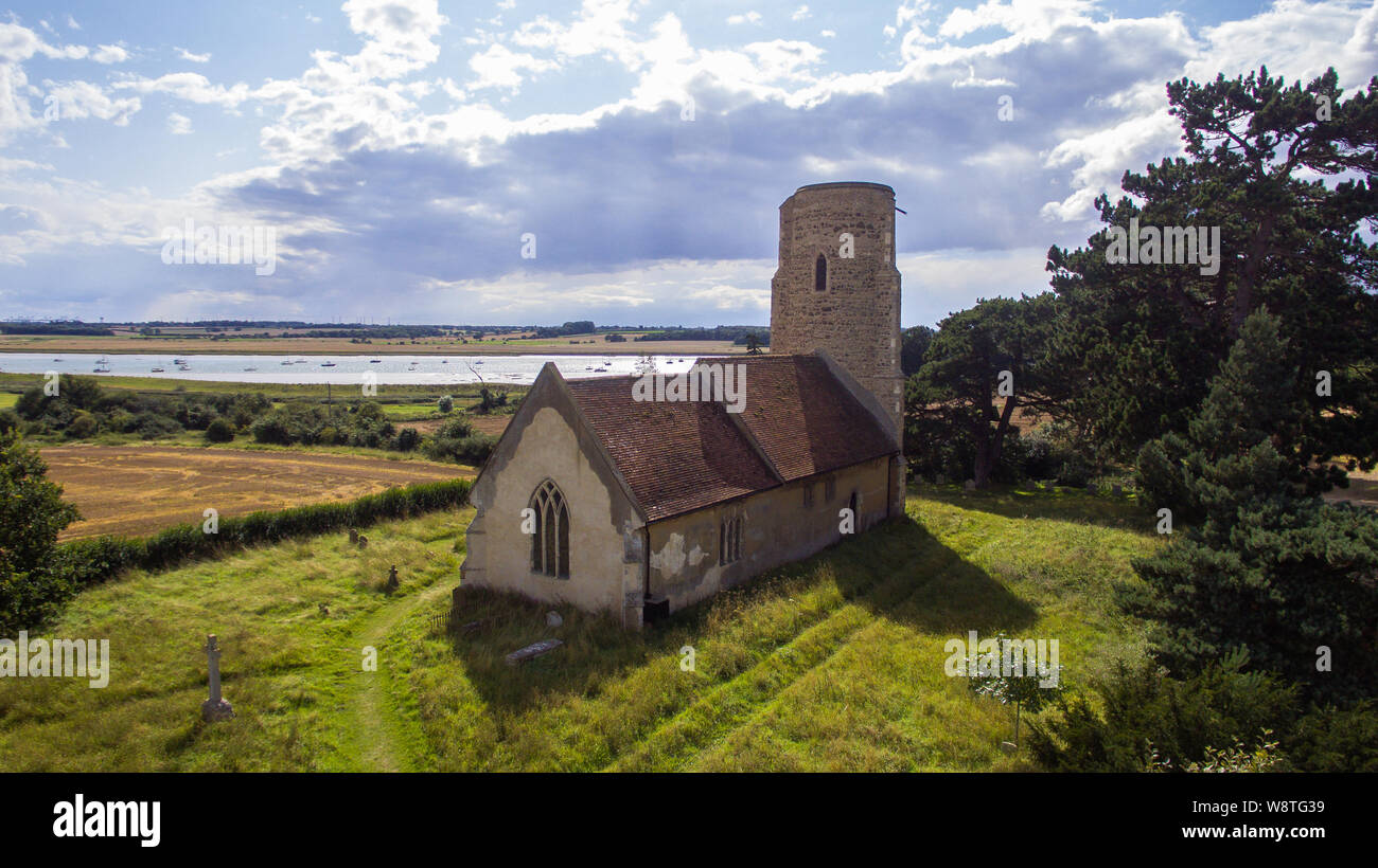Round tower church hi-res stock photography and images - Alamy