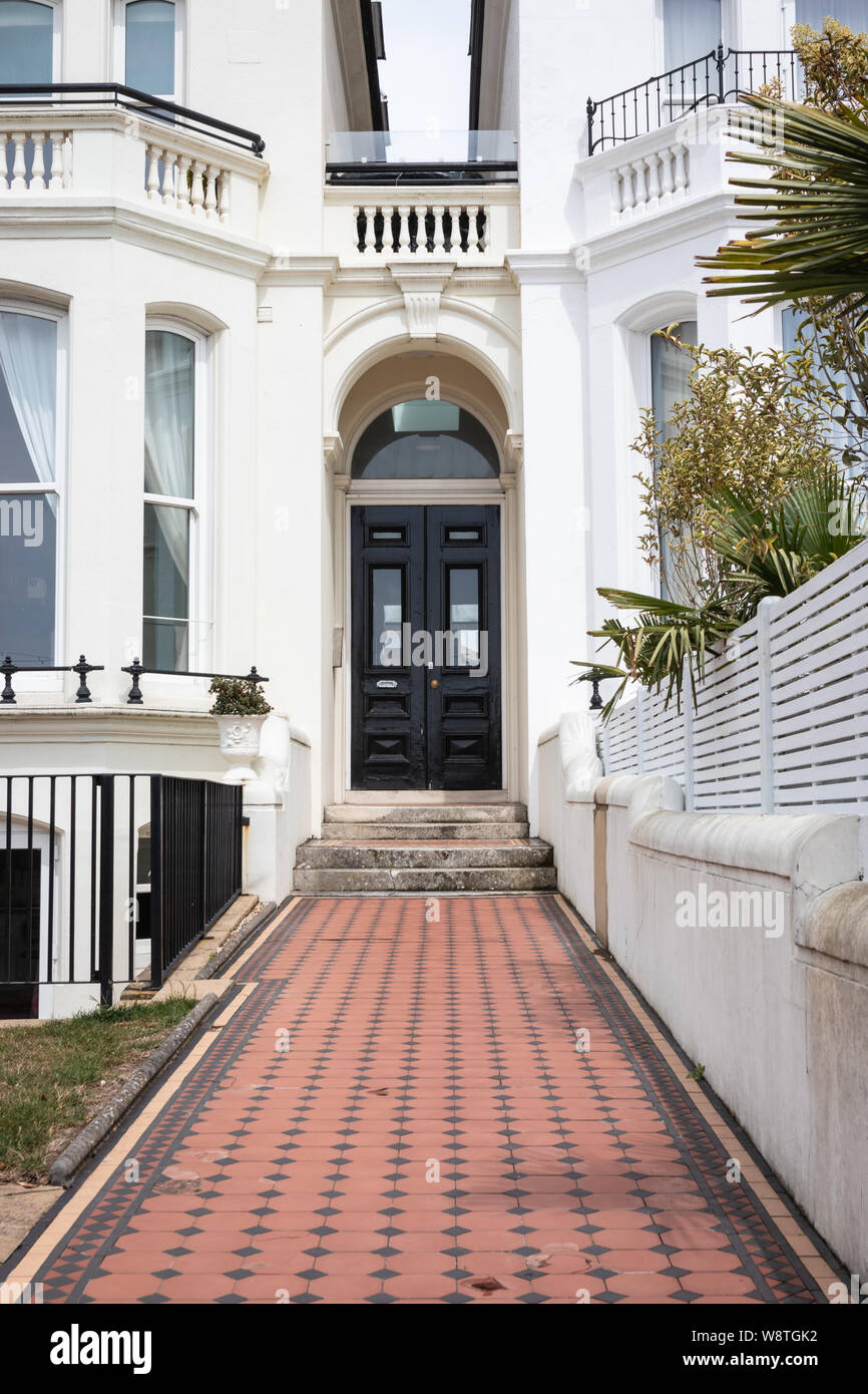 Victorian front door hi-res stock photography and images - Alamy