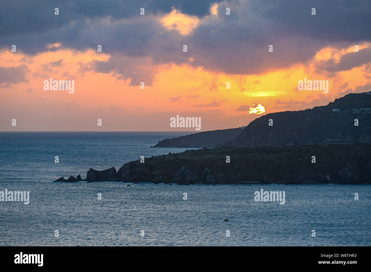 Sint Maarten sunset - dramatic Caribbean sunset on Saint Maarten island ...