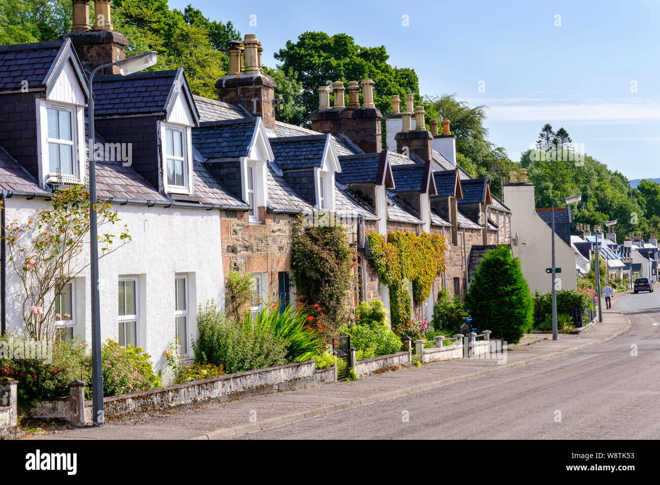 Lochcarron village hi-res stock photography and images - Alamy