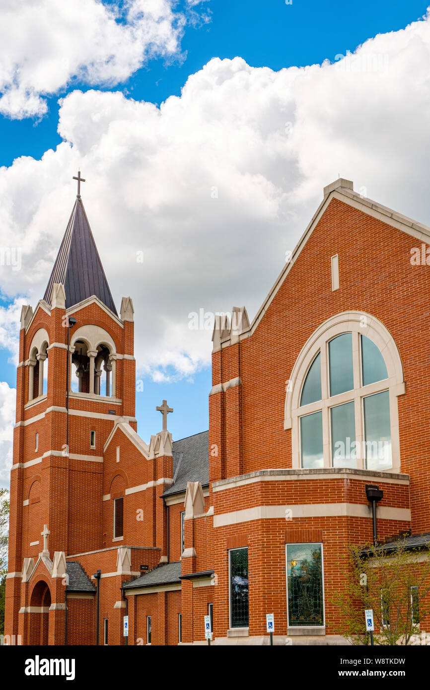 Gothic cottage hi-res stock photography and images - Alamy