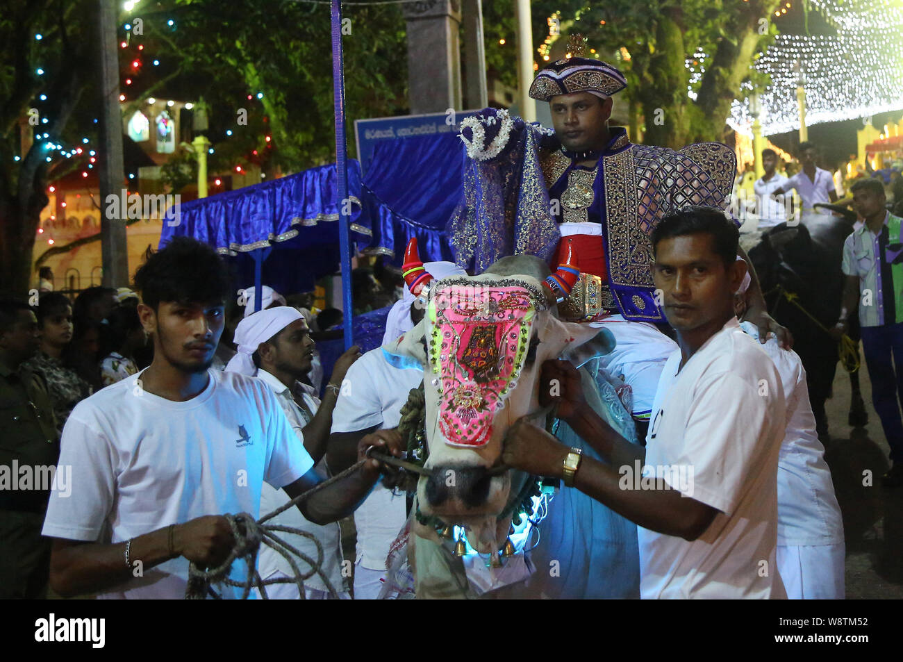 Goddess paththini hi-res stock photography and images - Alamy