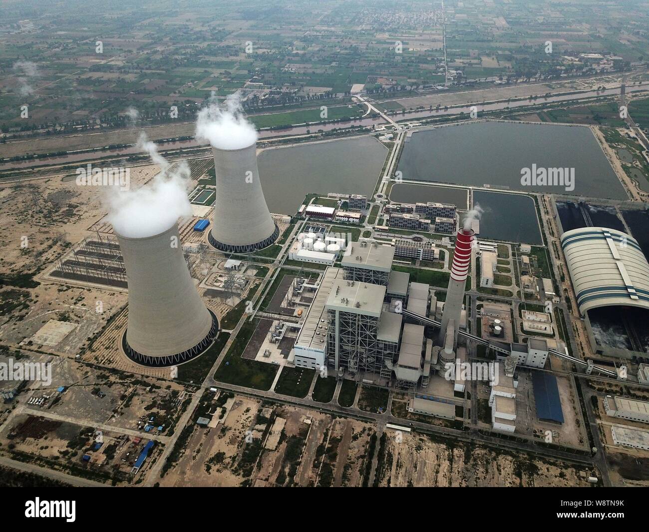 China coal plant in pakistan hi-res stock photography and images - Alamy
