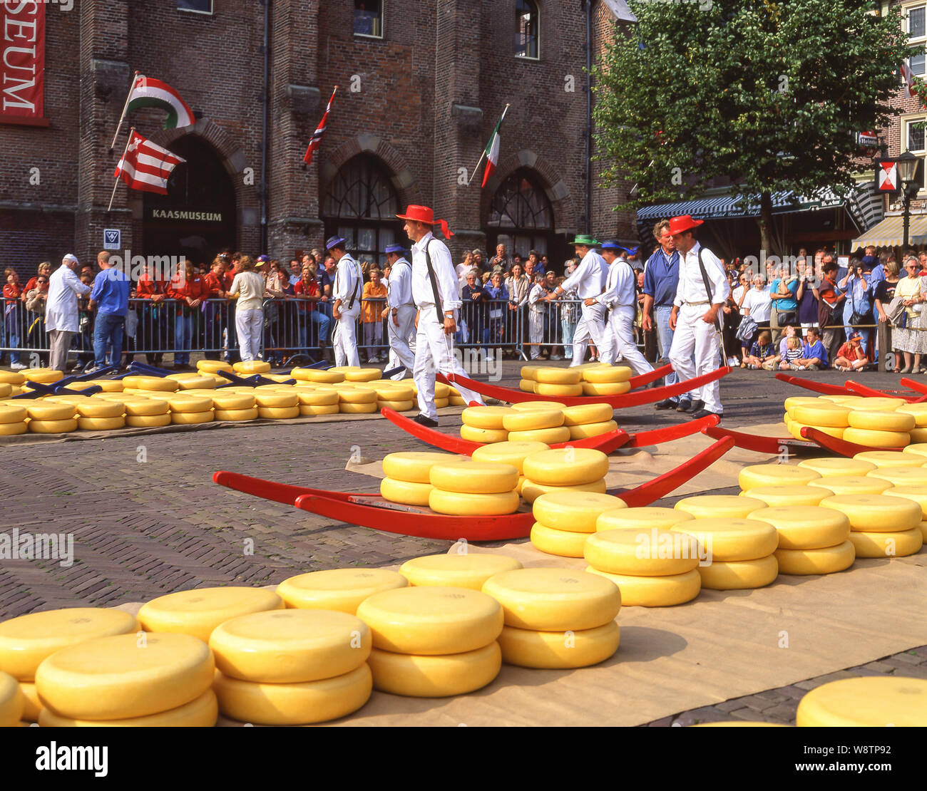 Dutch cheese girl hi-res stock photography and images - Alamy