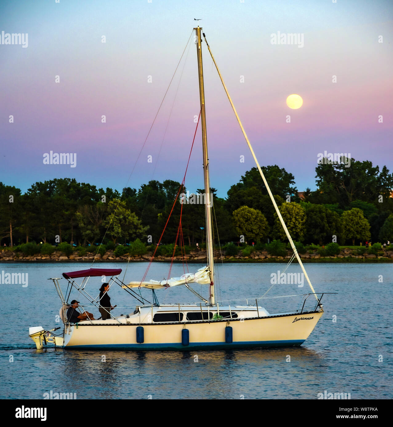 Moon river boat hi-res stock photography and images - Alamy
