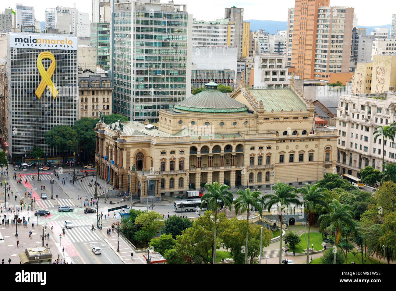 Sao paulo municipal theatre hi-res stock photography and images - Alamy