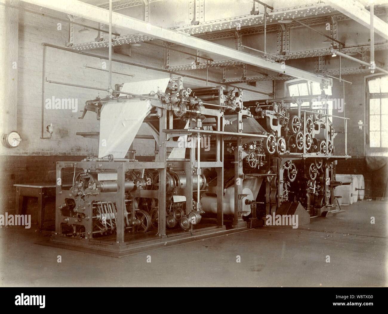 R Hoe Mechanical Printing Press High Resolution Stock Photography and ...