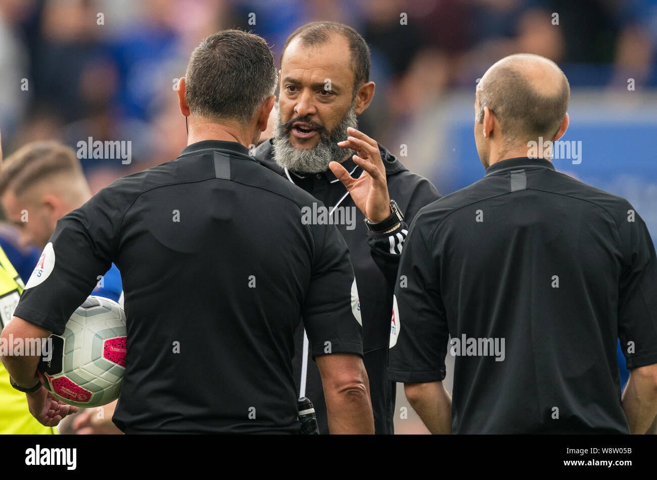 English football referee and manager hi-res stock photography and ...