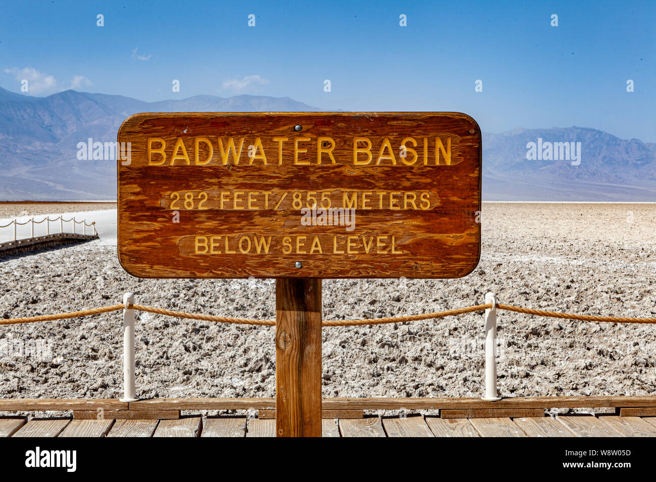Signage at the valley hi-res stock photography and images - Alamy
