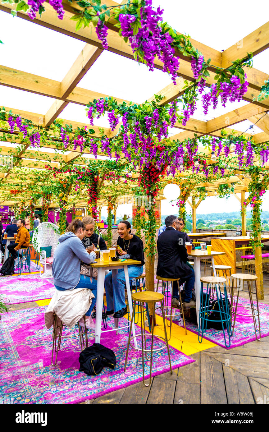 London rooftop bar hi-res stock photography and images - Alamy