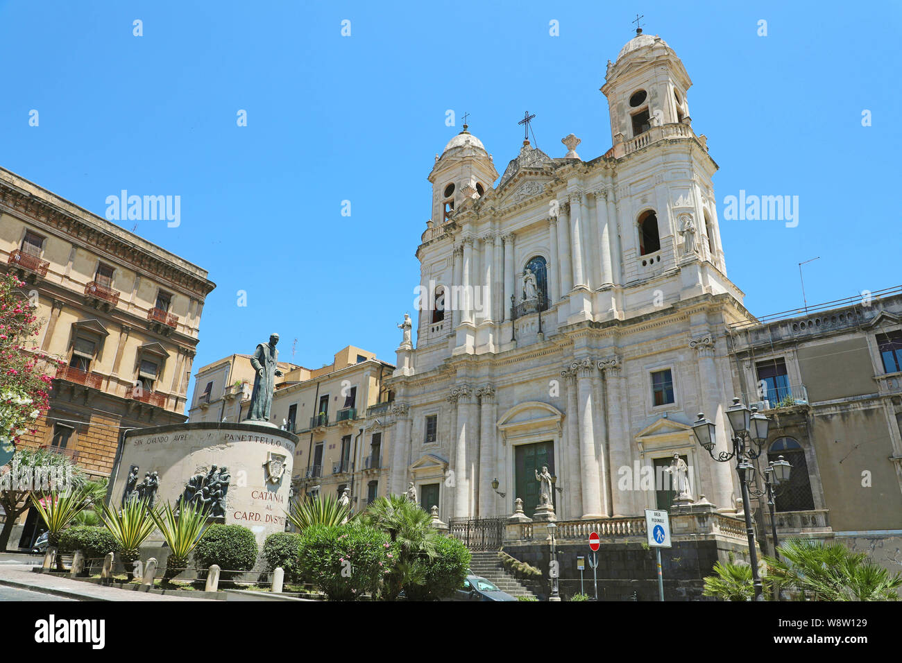 Piazza San Francesco d'Assisi square in Catania, Sicily, Italy Stock ...