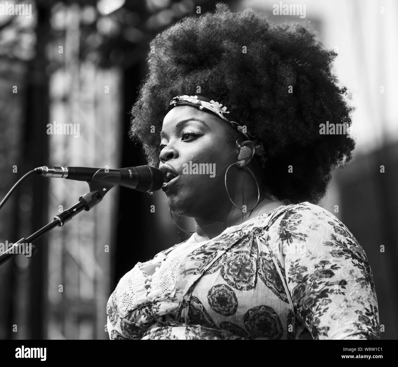 New York, NY - August 10, 2019: Singer Yola (Yolanda Quartey) and band ...