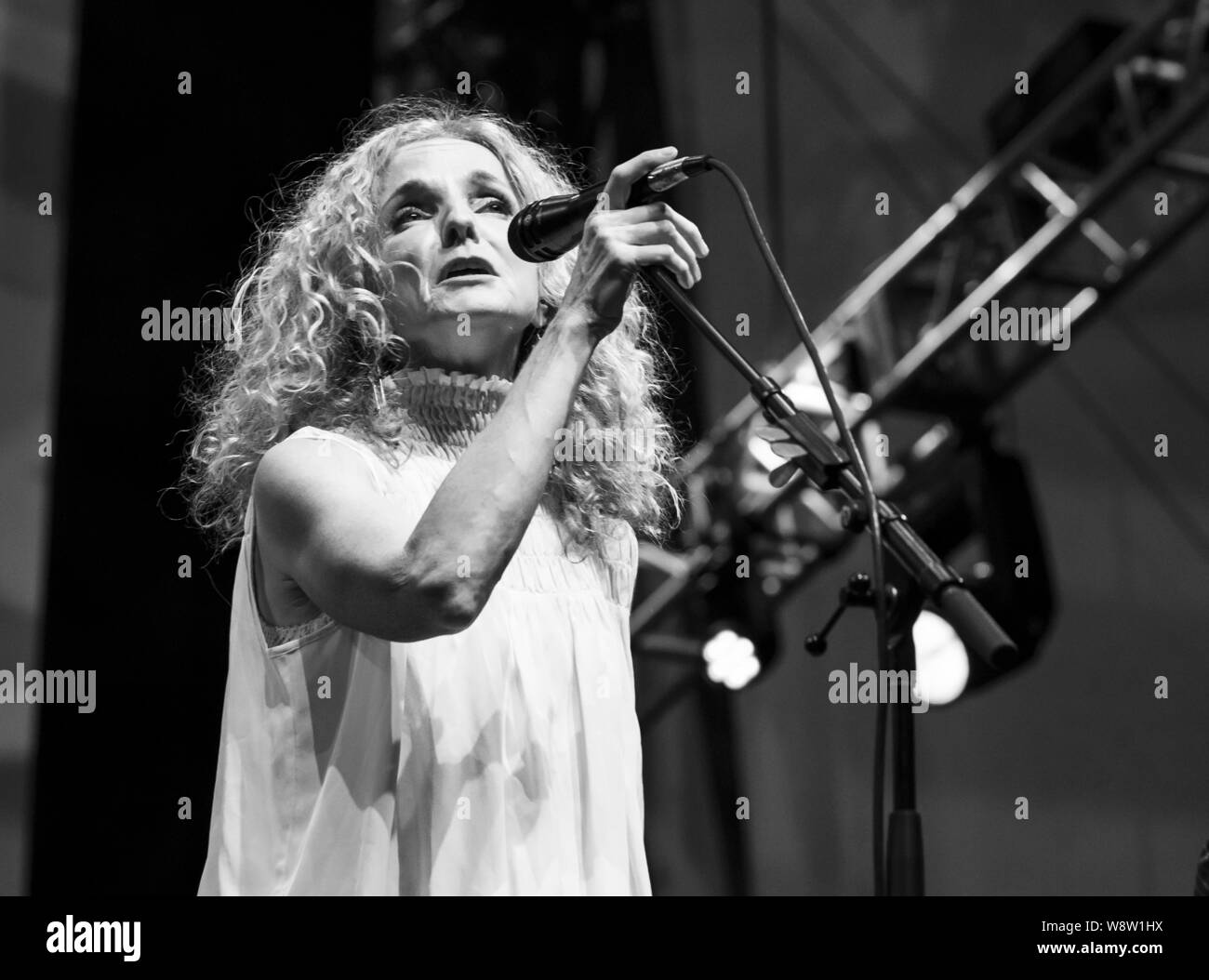 Damrosch park lincoln center Black and White Stock Photos & Images - Alamy