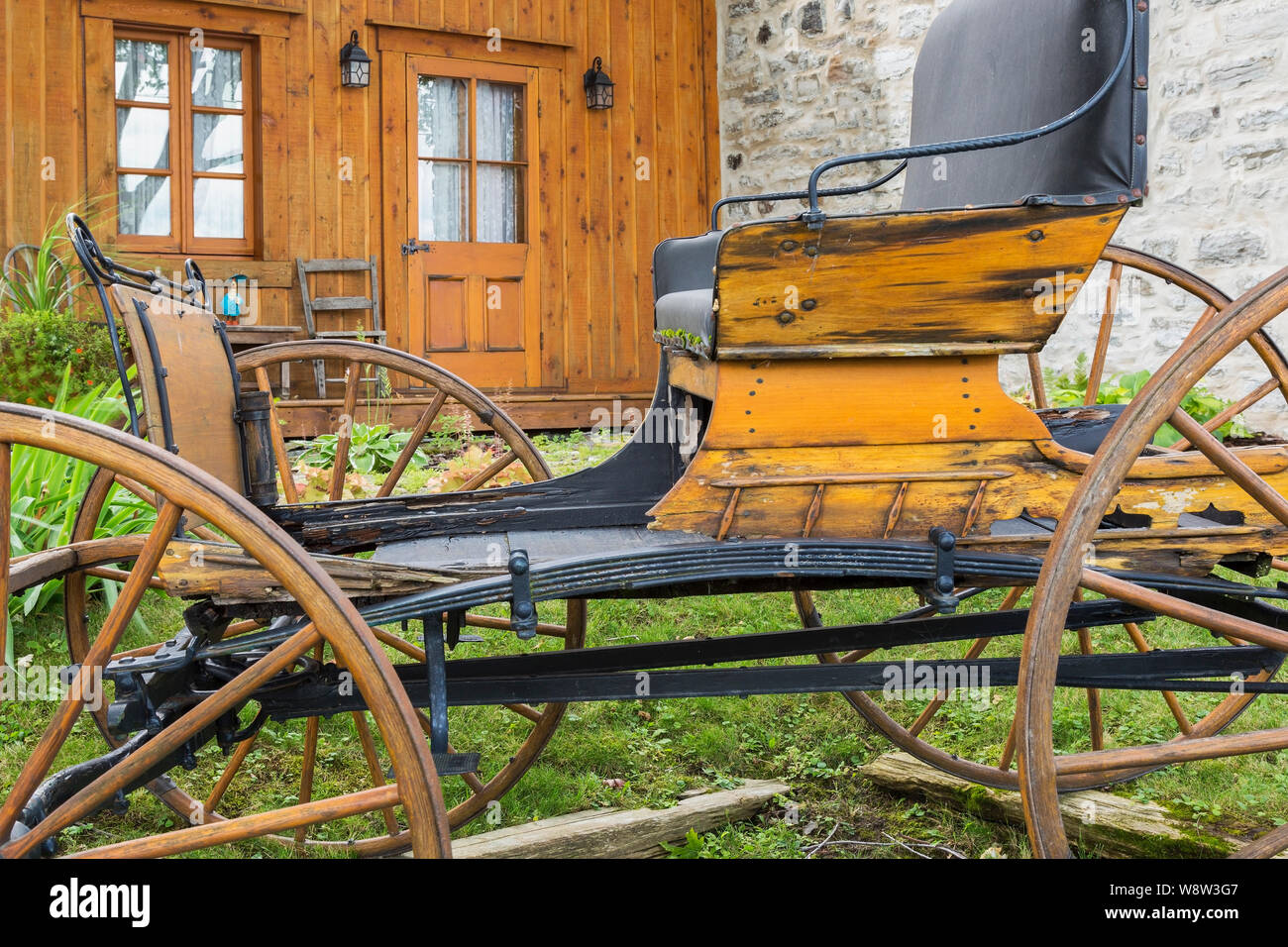 Horse drawn wagon 1800s hi-res stock photography and images - Alamy