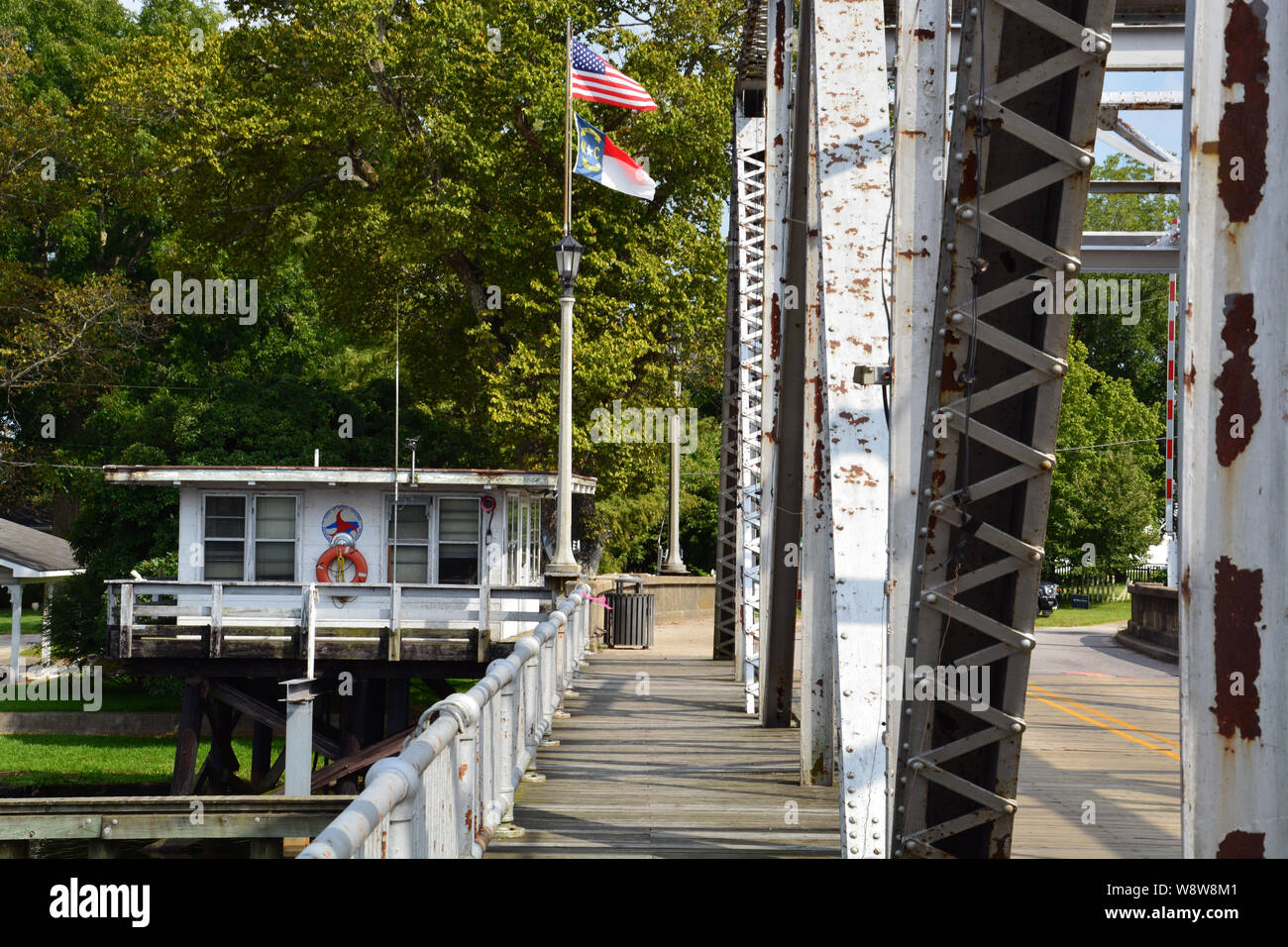 Bridge tender house hi-res stock photography and images - Alamy