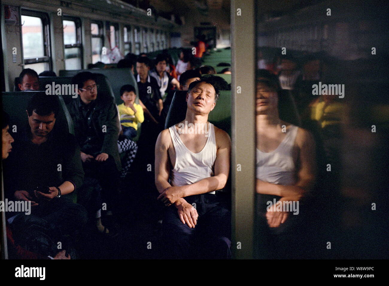 Beijing kowloon railway hi-res stock photography and images - Alamy