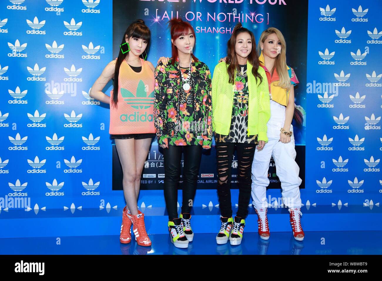 Girl group 2ne1 hi-res stock photography and images - Alamy