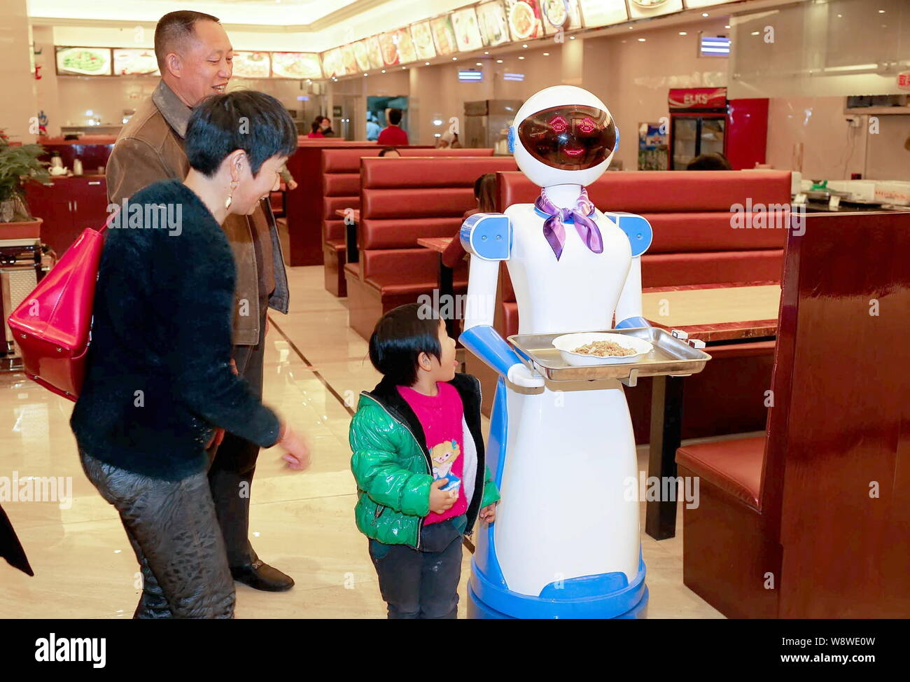 Robot waiter at restaurant hi-res stock photography and images - Alamy