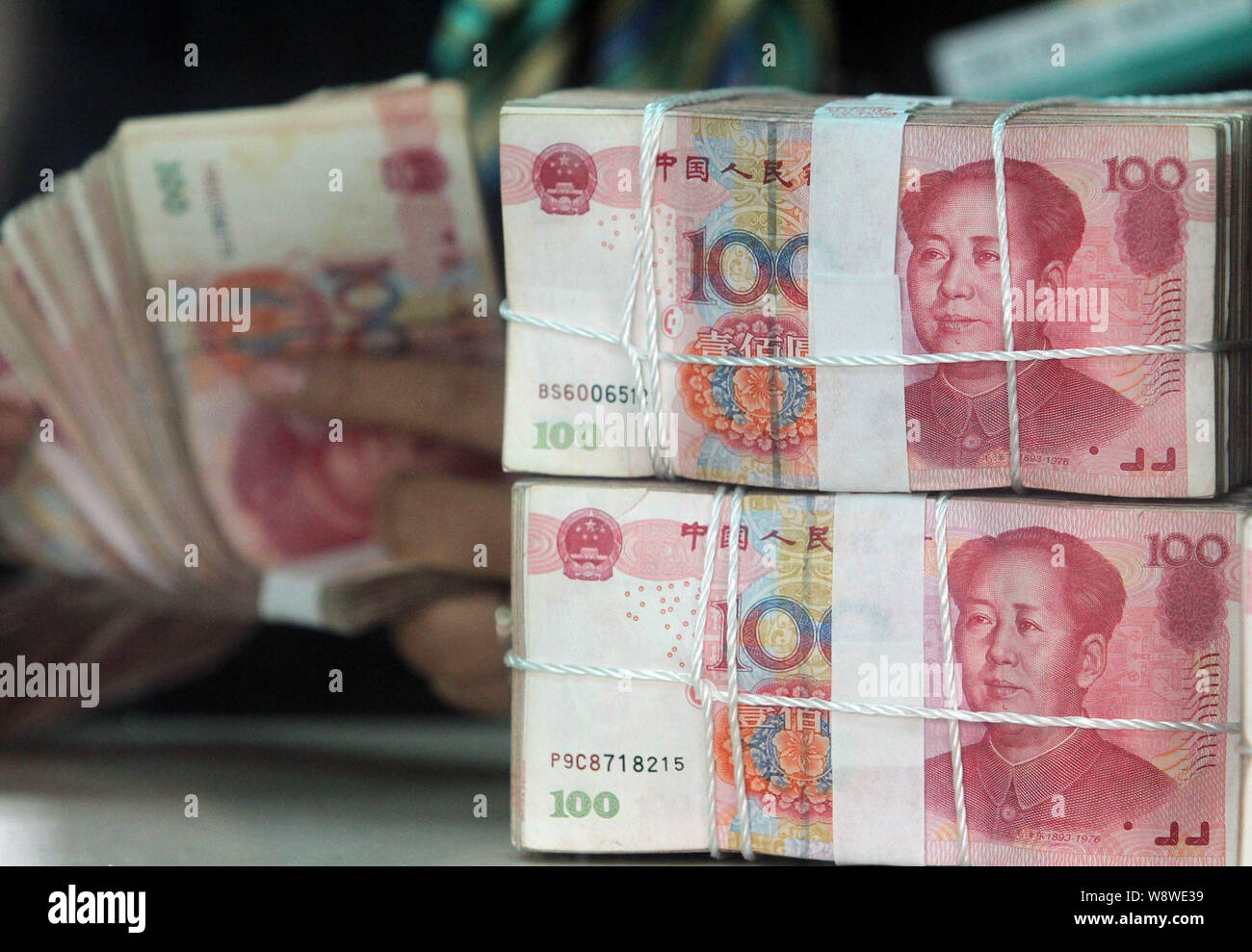 20 yuan bank note hi-res stock photography and images - Alamy