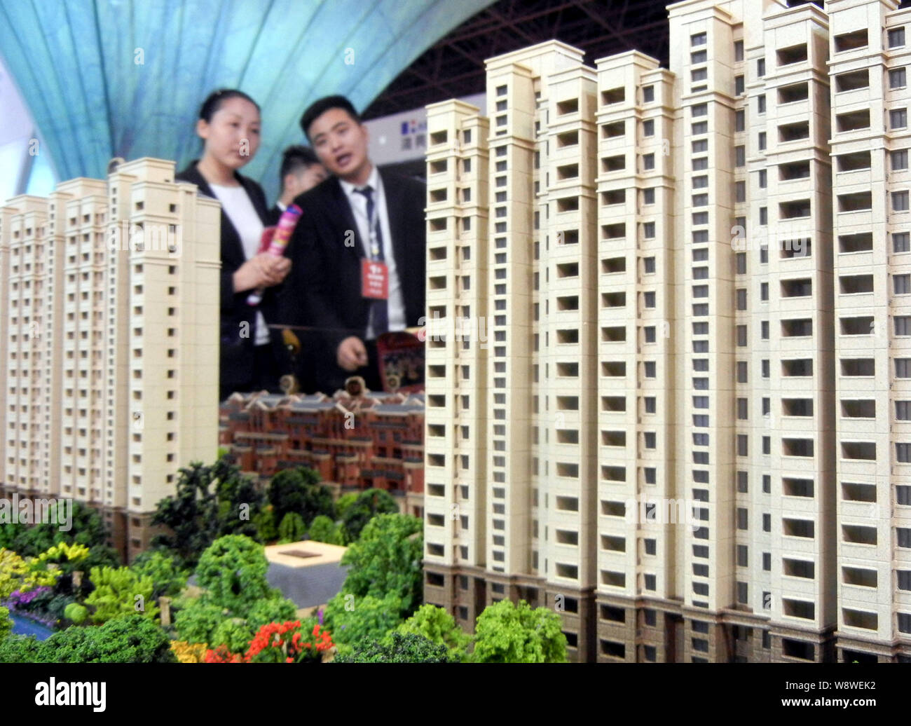 Apartment buildings suzhou hi-res stock photography and images - Alamy