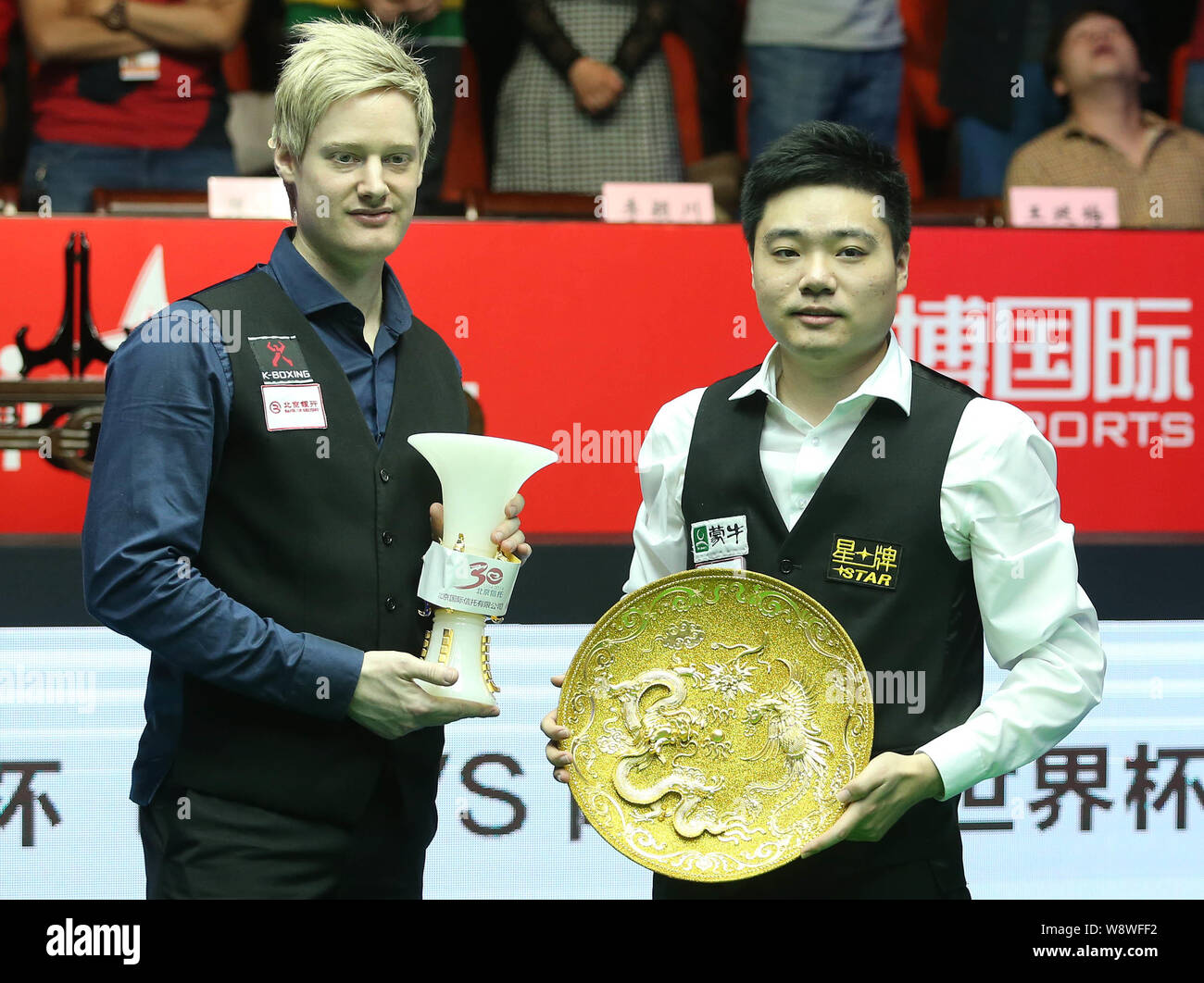 Snooker china open hi-res stock photography and images - Alamy