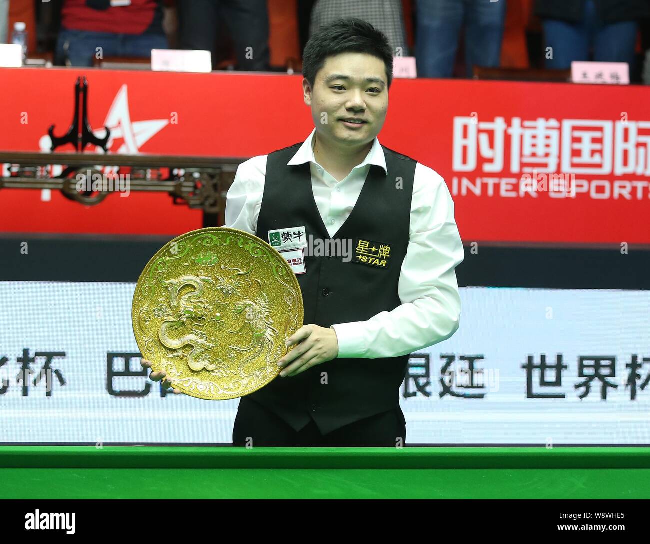 Neil robertson champion hi-res stock photography and images - Alamy