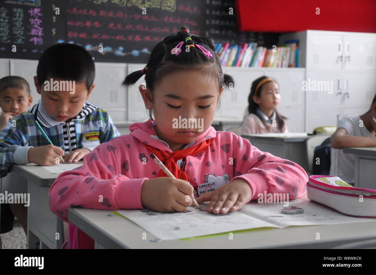 Secondary classroom china hi-res stock photography and images - Alamy