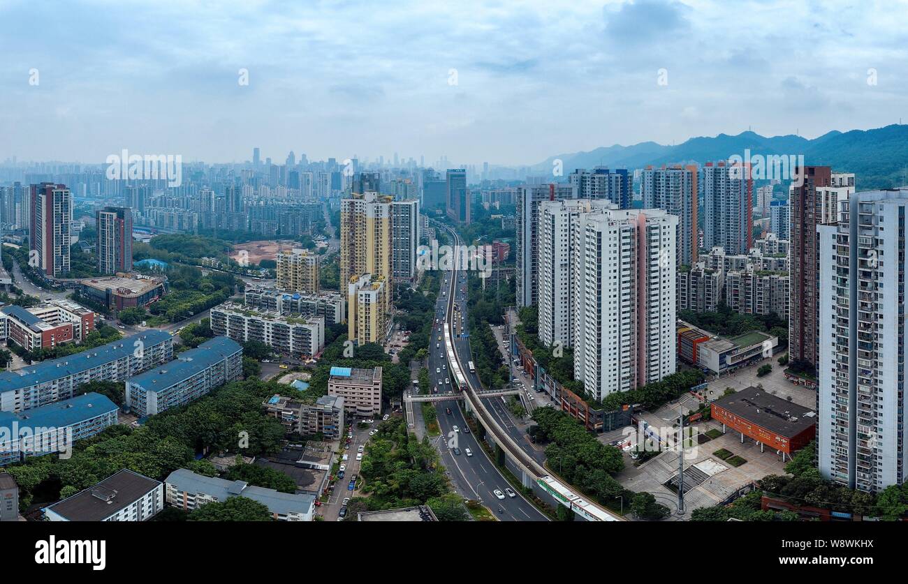 Chongqing, Chongqing, China. 12th Aug, 2019. Chongqing, CHINA-The ...