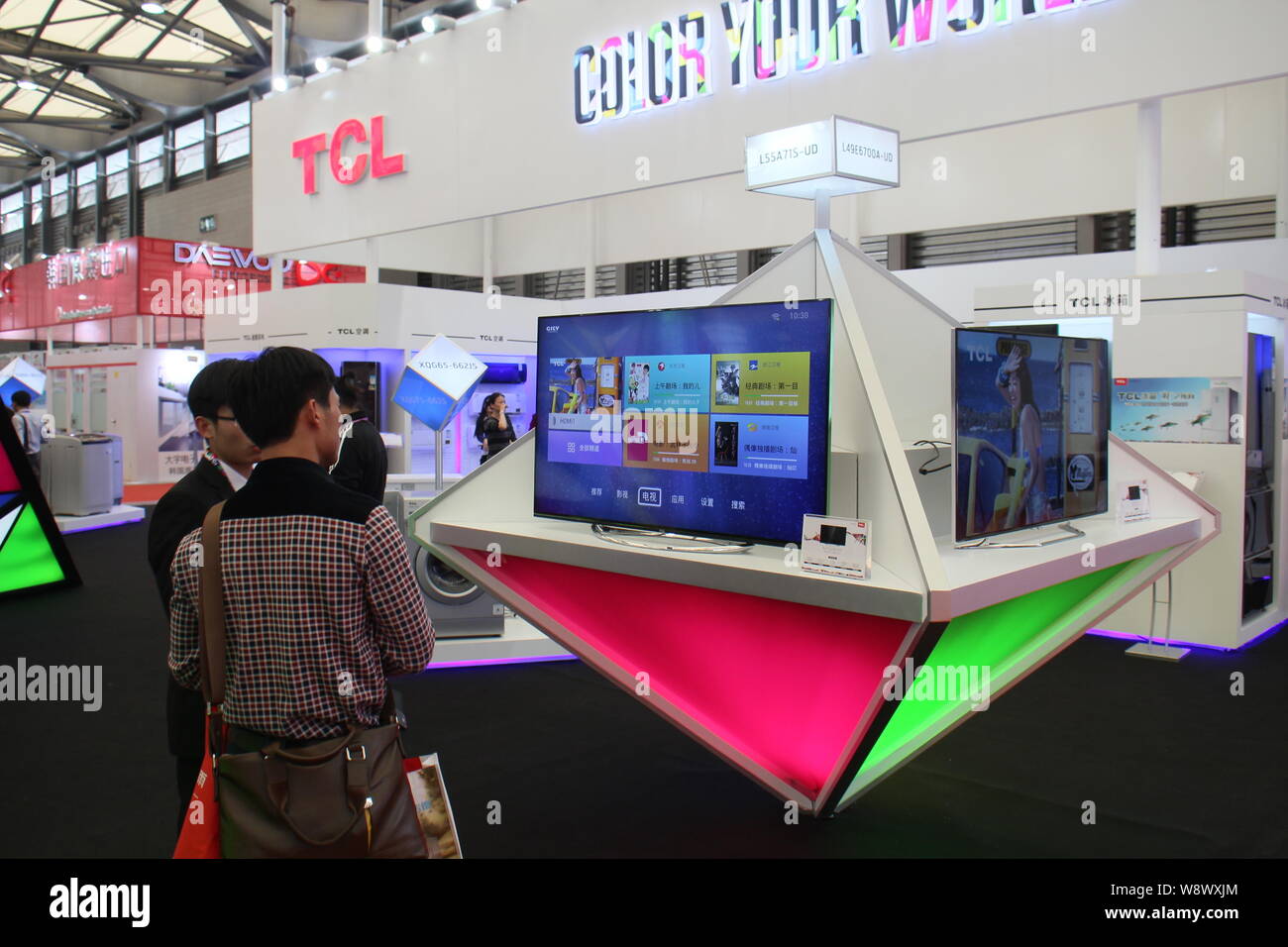 Vts gaming hi-res stock photography and images - Alamy