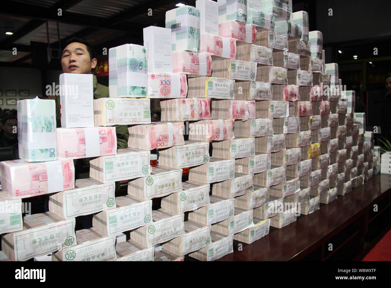 Renminbi and stack hi-res stock photography and images - Alamy