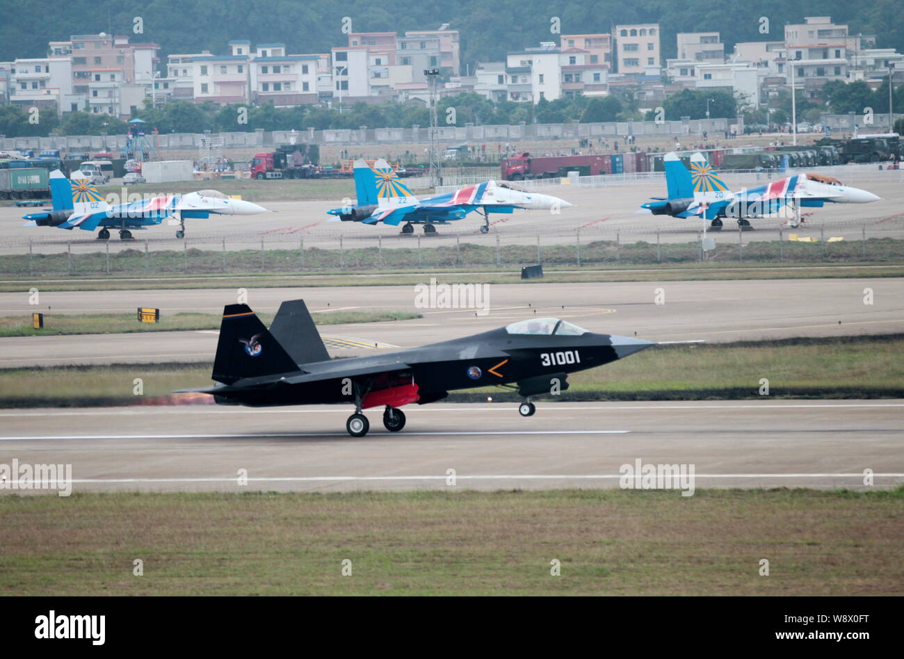 J 31 fighter jet hi-res stock photography and images - Alamy