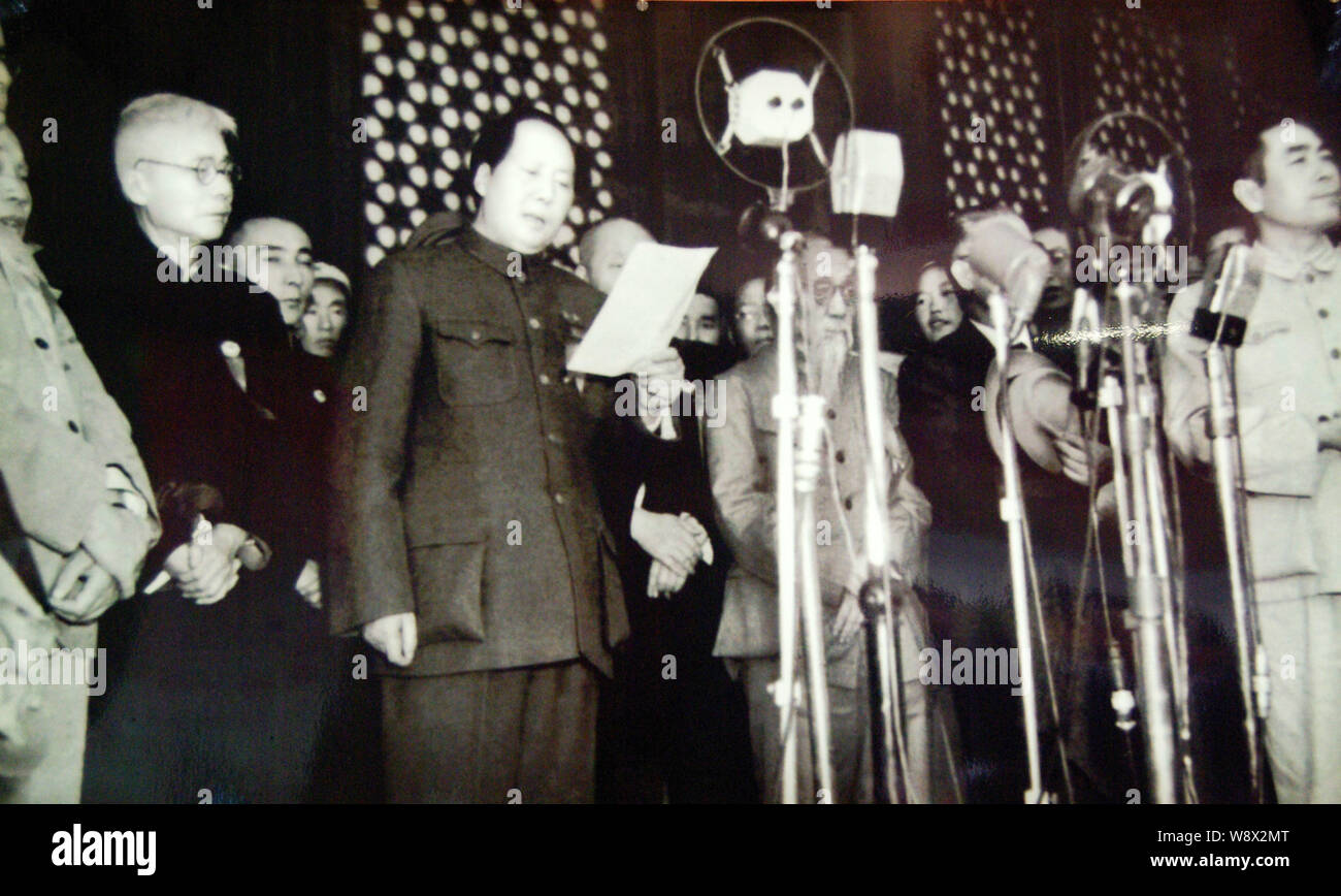 This picture shows a photos of Mao Zedong, front second left, founding ...
