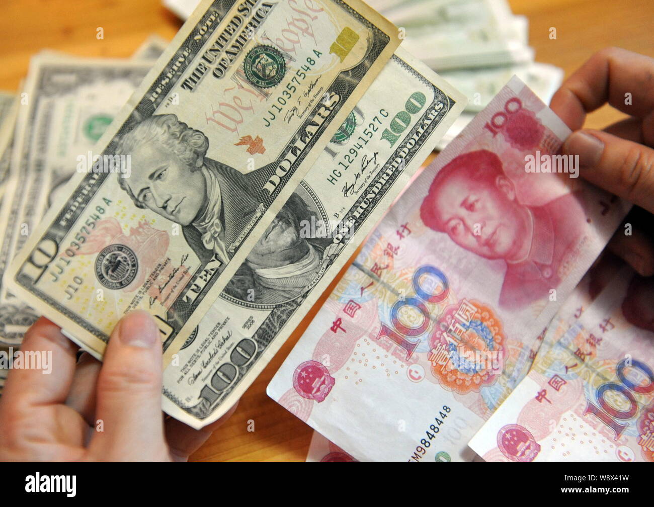 15 rmb hi-res stock photography and images - Alamy