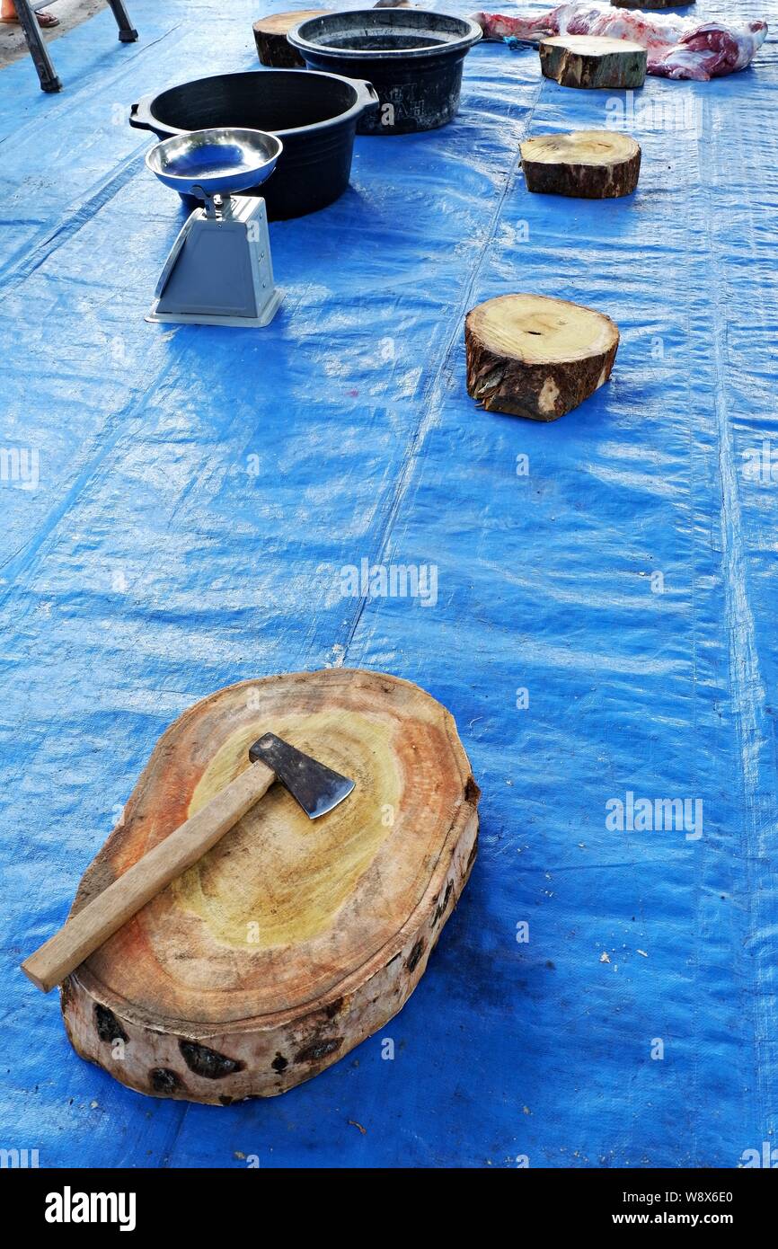 Cutting axe hi-res stock photography and images - Alamy