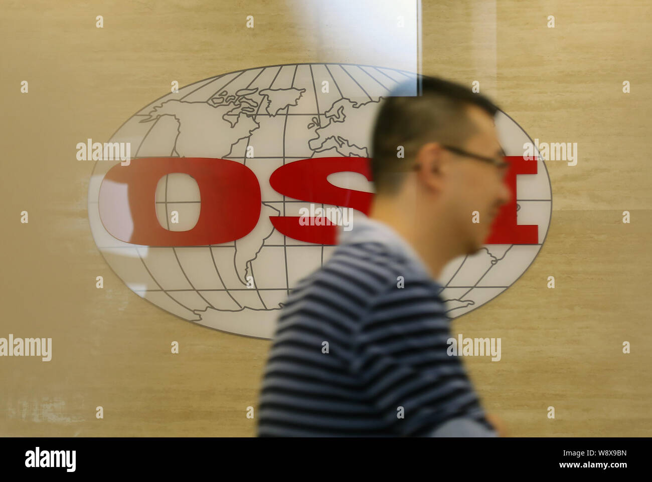 Osi group hi-res stock photography and images - Alamy