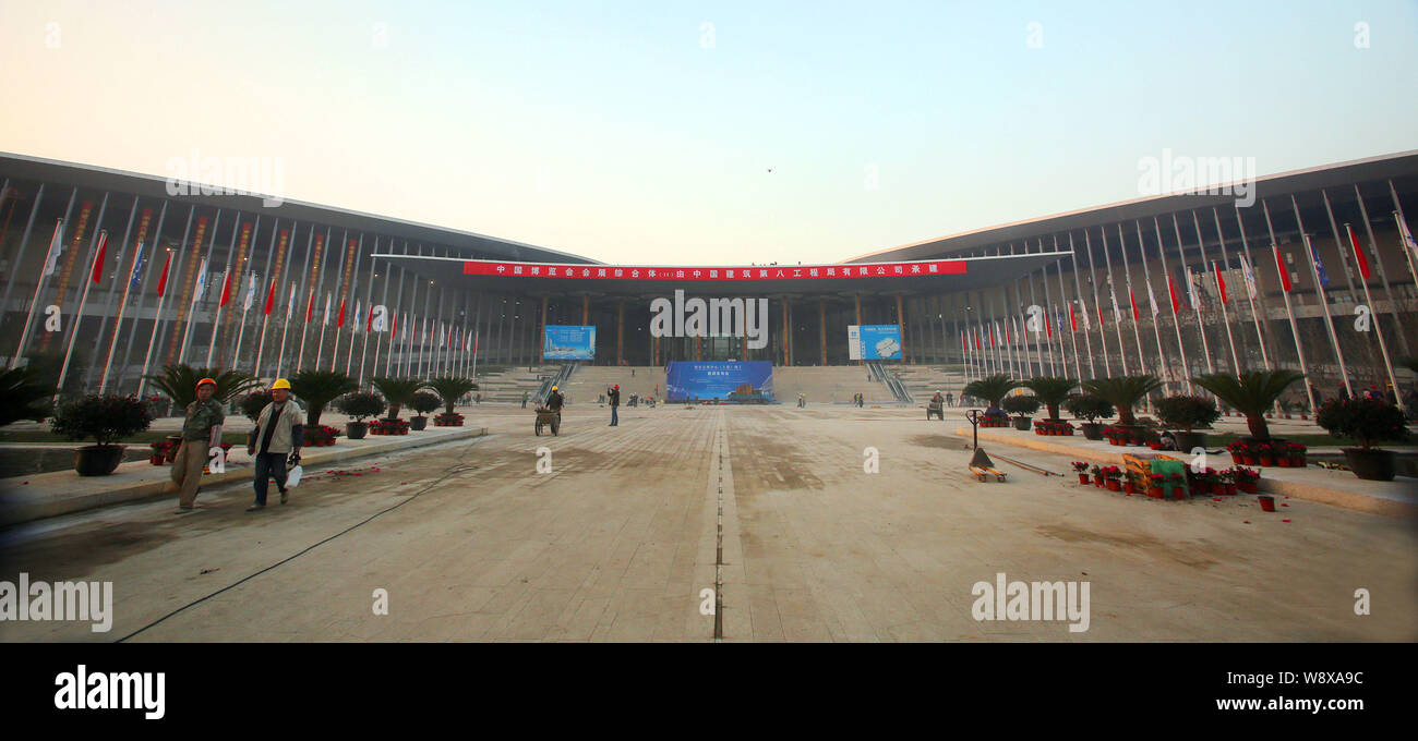 Hongqiao hub hi-res stock photography and images - Alamy
