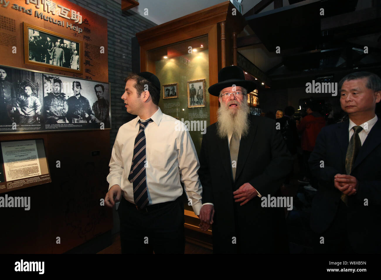 Rabbi Chaim Walkin, center, who was born in Shanghai during World War ...